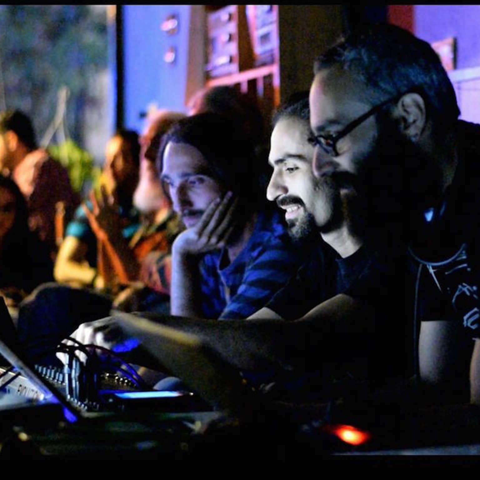 Soheil Soheili and Sina Shoaie - Re - listening in Cafe Baz - A Noise